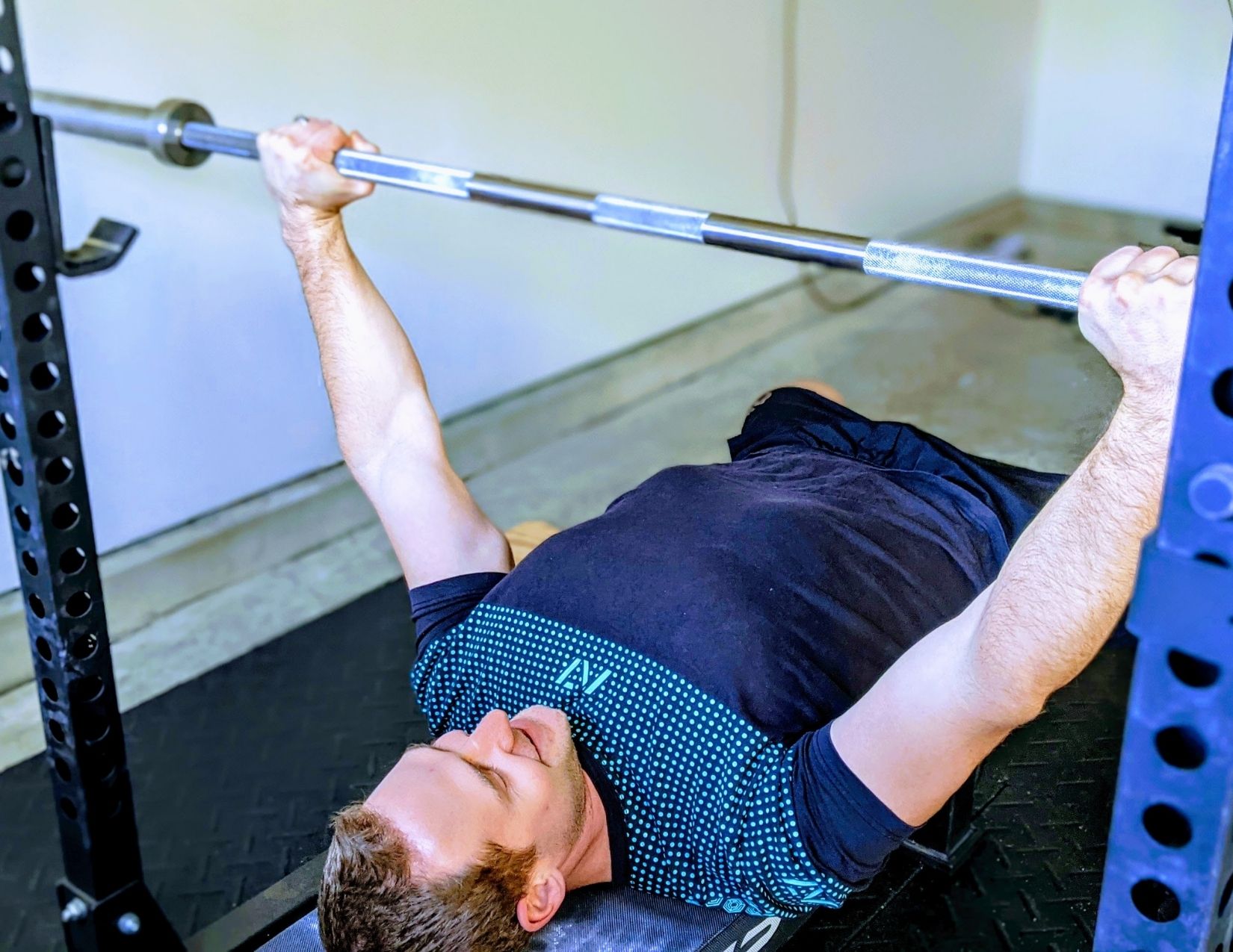 10 Tips to Bench Press Without Shoulder Pain (and Get Stronger) - Facts ...